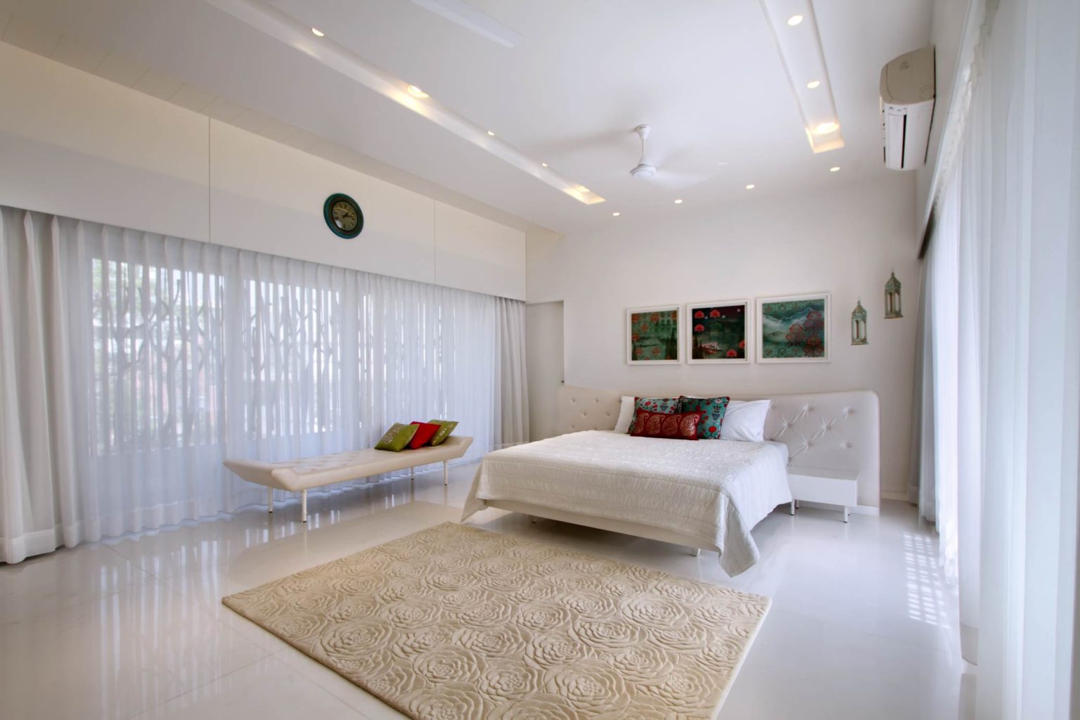 L House - Residential Projects - a balance between aesthetics and ...