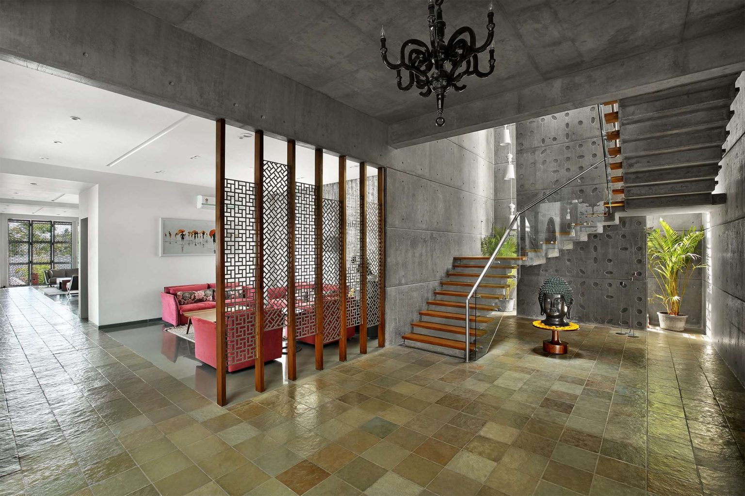 Linear House - Residential Projects - a balance between aesthetics and ...