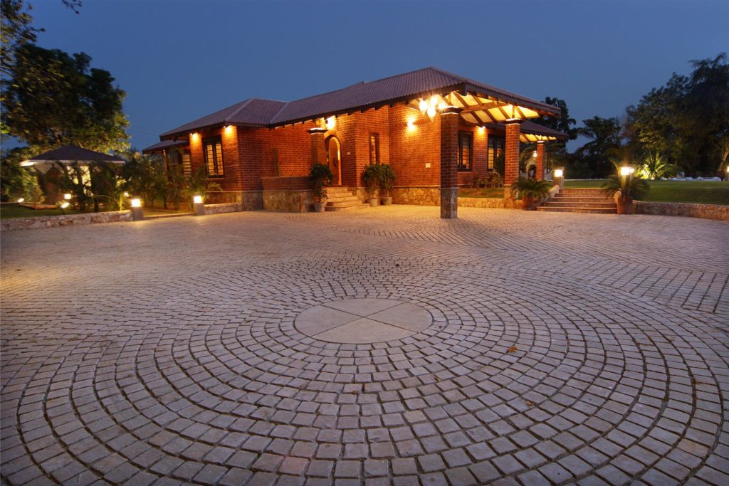 Mangala’s Farmhouse - Residential Projects - a balance between ...